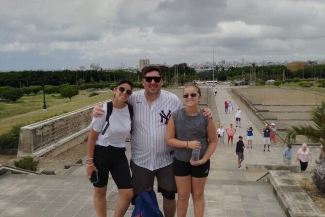 Excursion to the Three Eyes Park and the Colón Lighthouse - Frequently Asked Questions