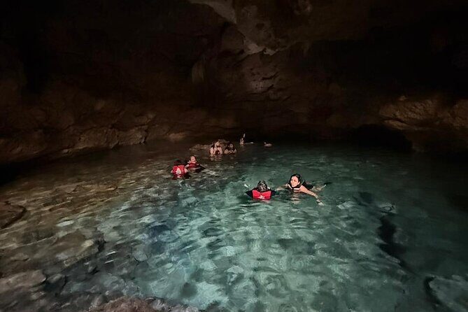 Excursion to Uxmal 100% typical food, Hacieda Yaxcopoil and cenote - FAQs