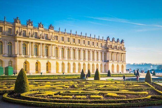 Excursion to Versailles by train with entrance to the Palace and Gardens - Who Will Love This Tour?