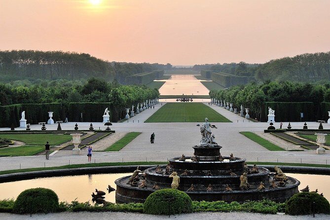 Excursion to Versailles by train with entrance to the Palace and Gardens - The Sum Up