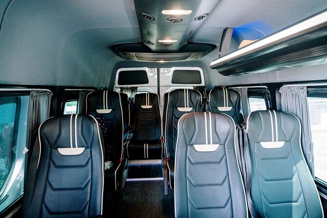 Executive Transportation 10 - 20 People in Puebla - What to Expect During Your Ride