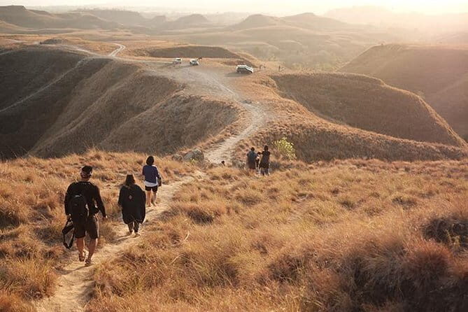 Exotic Sumba Island in 3 Days Private Tour: Beach, Hills, Waterfall - Introduction: Why Consider This Tour?