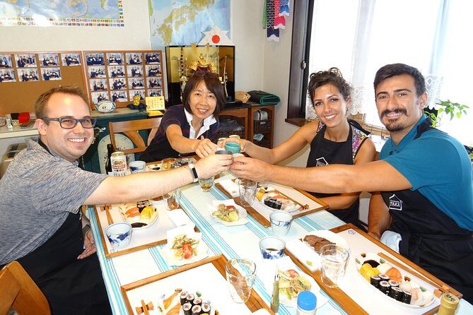 Experience all of Japanese culture and Japanese food experience classes "origami, udon, Japanese food, green tea, calligraphy" in 4 hours - Who is this experience for?