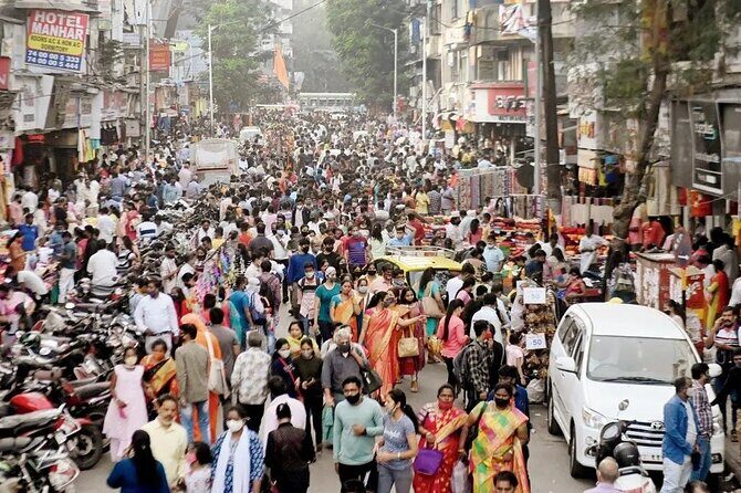 Experience and Fall in love with the street food of Mumbai, India - Practical Tips for Participants