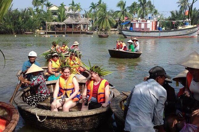 Experience Basket Boat Ride with Local People in Hoi An - Key Points