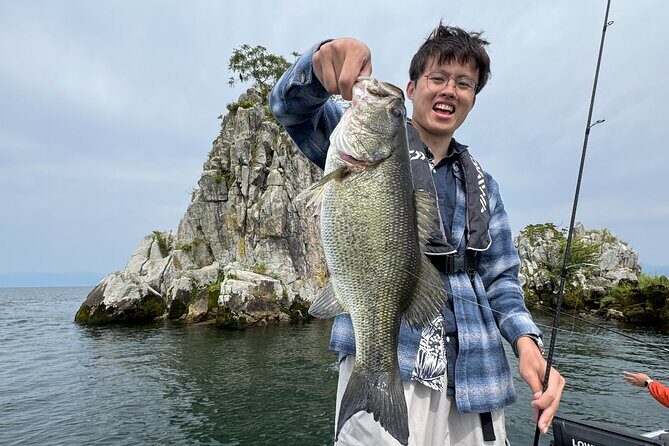 Experience bass fishing on the legendary Lake Biwa for 3 people - Exploring Japan’s Biggest Freshwater Lake Through Bass Fishing