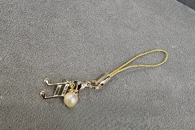 Experience Extracting Pearls From Akoya Oystersosaka - FAQ