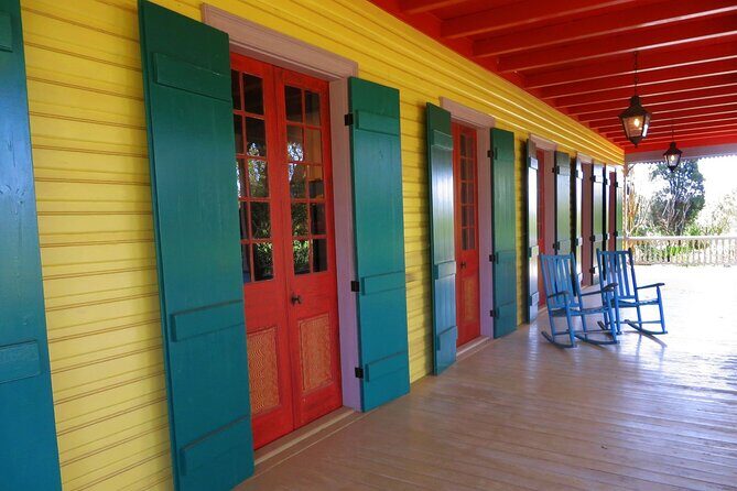 Experience Full-Day Laura Plantation & Pontoon Swamp Tour w/Transportation - Key Points
