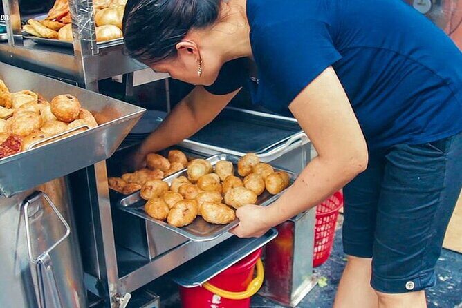 Experience Hanoi Food with Train Street Visit - Who Should Consider This Tour?