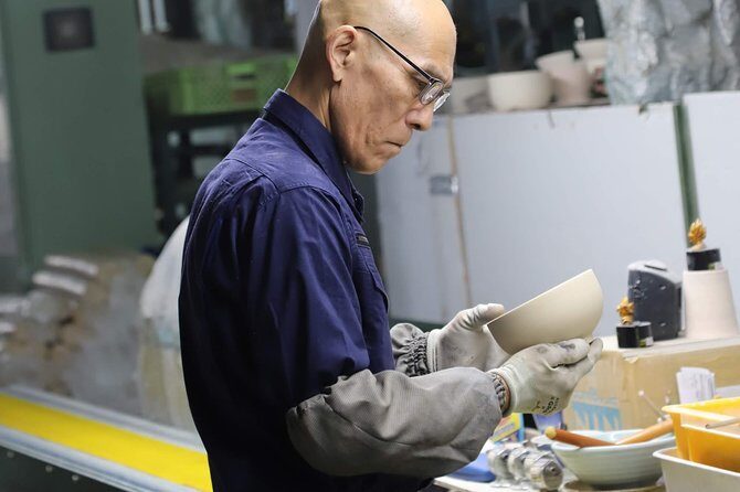 Experience Hasami Ware with professionals ~ '400 years history' and 'Modern daily use pottery' ~ - The Value of This Tour