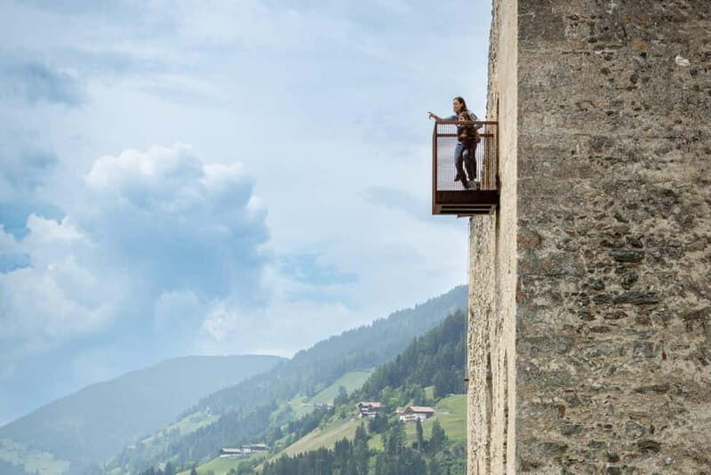 Experience Heinfels Castle: Guided tour through the medieval castle - FAQ