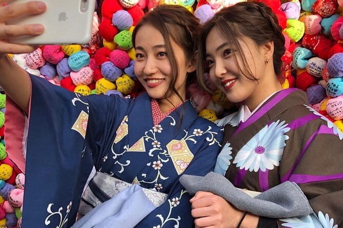Experience Kimono in Kyoto - A Detailed Look at the Kimono Experience