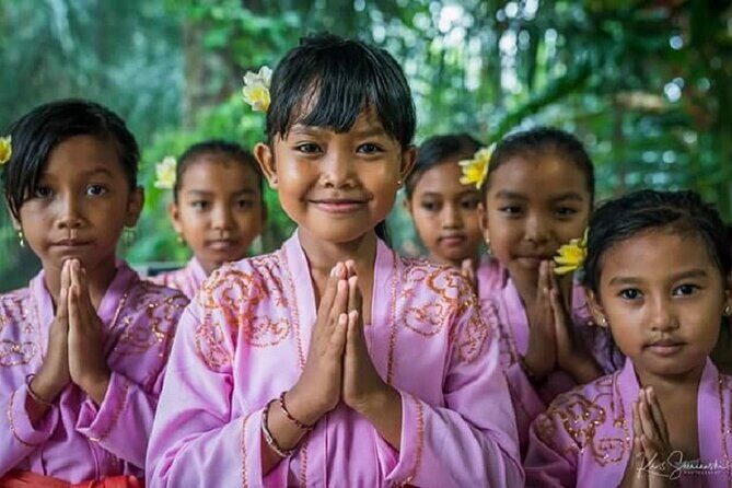 Experience Local Life Tour in Traditional Balinese Village - Key Points