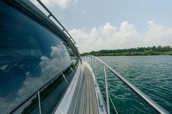 Experience Luxury 65FT Azimut Private Yacht in Miami Beach - Deep Dive into the Cost & Value