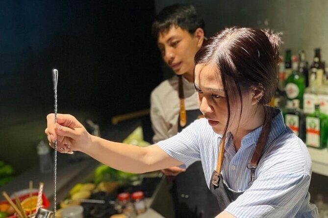 Experience Making a Cocktail Class in à Nng - Key Points