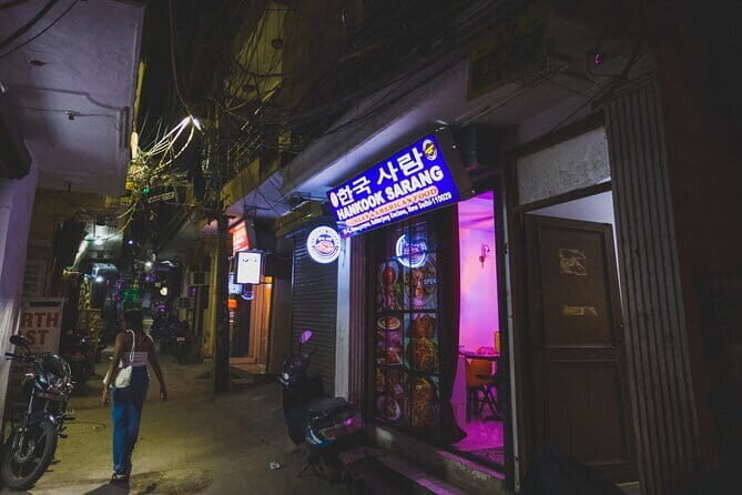 Experience of Food and Culture: The Highlands of Delhi: - FAQs