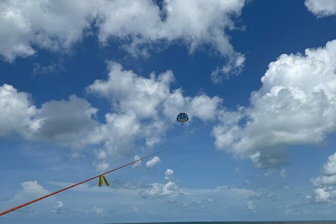 Experience Parasailing in Sarasota - The Highlights of the Sarasota Parasailing Experience