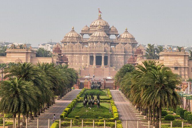 Experience Spiritual Culture in Delhi with a local - A Unique 2 Hrs Walking Tour - Who Will Love This Tour?