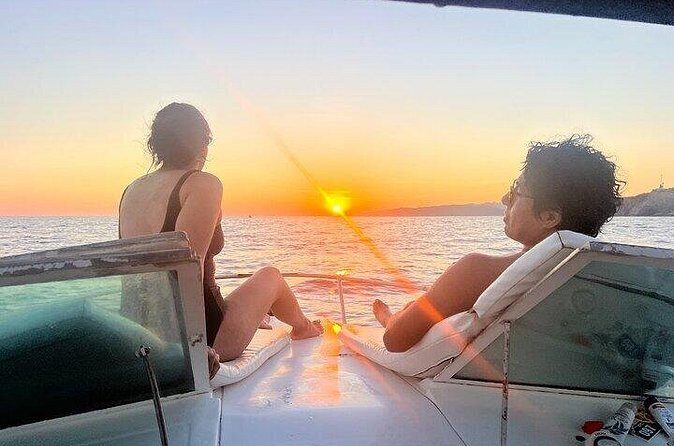 Experience Sunset on the Ocean - The Sum Up: Who Comes Out Ahead?