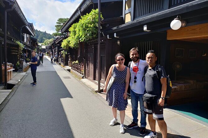 EXPERIENCE TAKAYAMA OLD TOWN 30 MINUTES walk - Historical and Cultural Insights