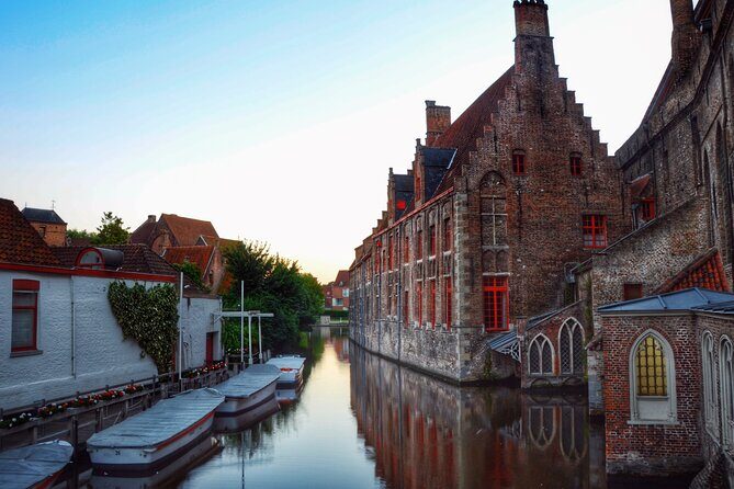Experience the best of Bruges on a Private Tour with Boat Ride - The Walks and Stops: What You’ll See and Experience