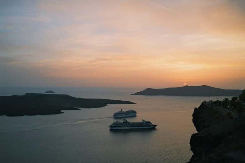 Experience the Best of Santorini Island - A Complete Guide to the Santorini Full-Day Tour