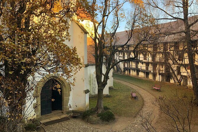 Experience the History of Bran Castle and Saxon Fortifications in Burzenland - Why This Tour Offers Great Value