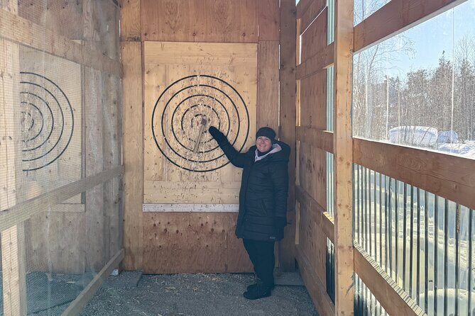 Experience the Thrill of Axe Throwing Activity - Key Points