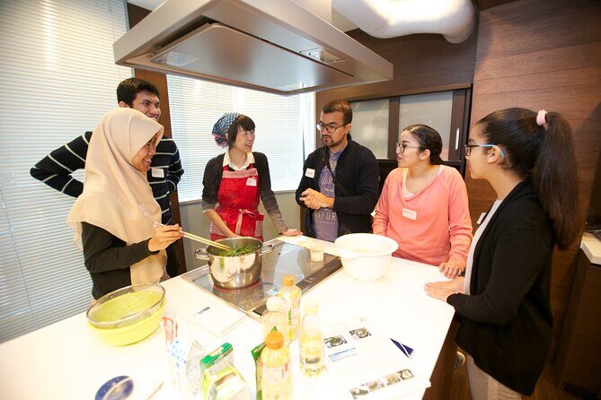 Experience to Make Your Own Kyaraben in Kyoto - The Experience in Context