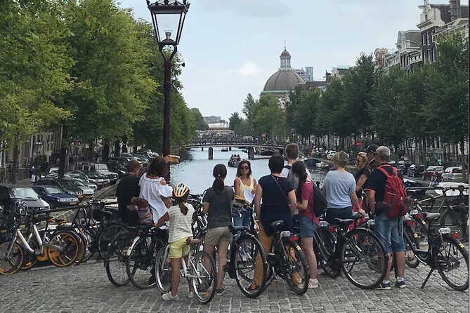 Explore Amsterdam by Bike in the Company of a French Local Guide - FAQs about This Amsterdam Bike Tour