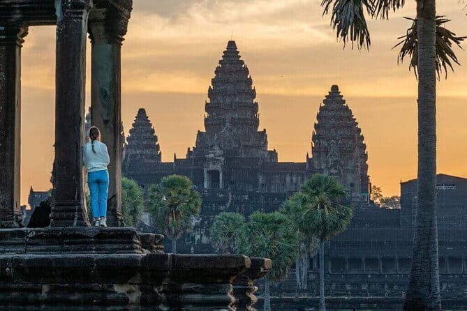 Explore Angkor Wat Sunrise Small Tour Private VIP Car - Who is this tour best suited for?
