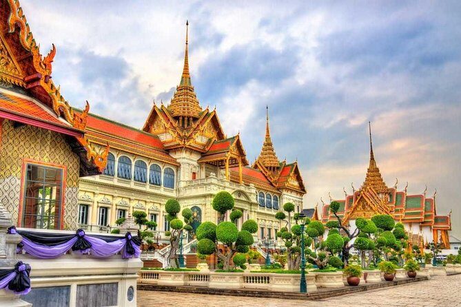 Explore Bangkoks Treasures: Grand Palace & Emerald Buddha Temple - FAQ