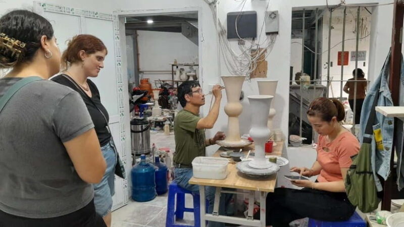 Explore Bat trang village & Ceramics factories / local guide - A Balanced Look at the Bat Trang Ceramic Tour