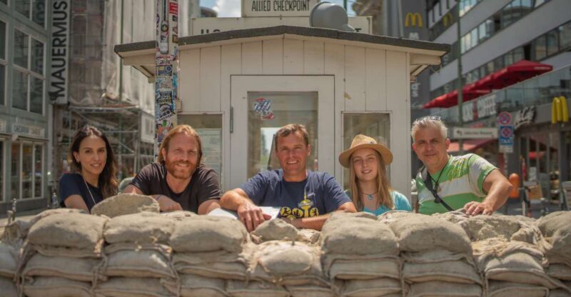 Explore Berlin: Walking Tour of All The Iconic Sites - Experience Quality and Guide Expertise