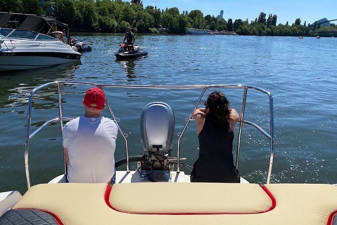 Explore Bird & Marine Wildlife private Boat Tour in English - Who Should Book This Tour?