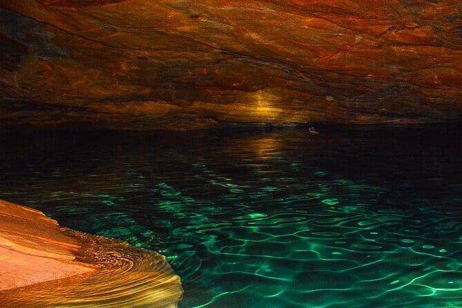Explore Blue Water Pond Cave from Ella - Exploring the Blue Water Pond Cave from Ella: An Authentic Adventure with a Touch of Legend