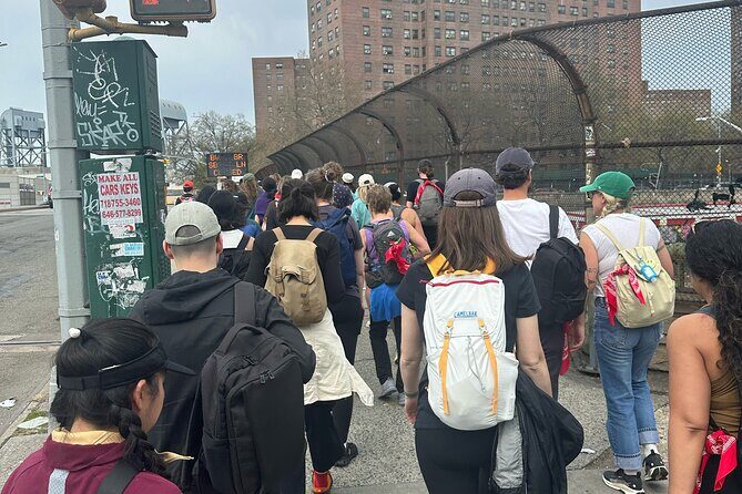 Explore Brooklyn Heights Through Urban Sketching - A Detailed Look at the Urban Sketching Tour