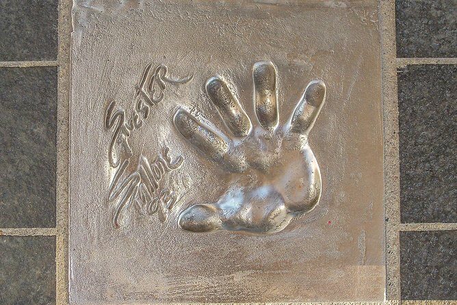 Explore Cannes' Art and Culture with a Local - FAQ
