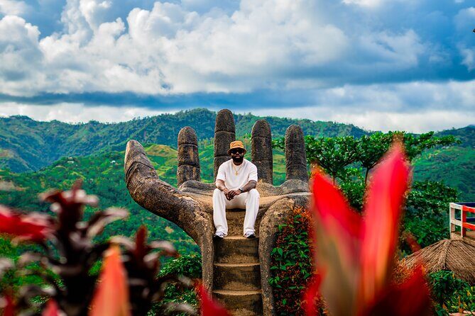 Explore Cebu Highlands with a Photographer - Who Will Get the Most From This Tour?