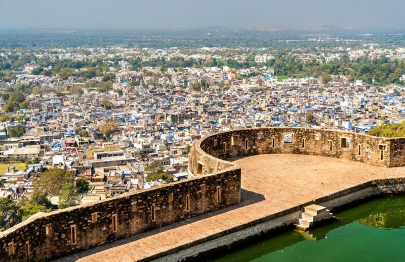 Explore Chittorgarh Fort With Udaipur Drop from Pushkar - Who Should Consider This Tour?