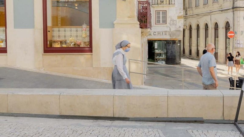 Explore Coimbra like never beforethrough the lens of a local photographer - An Introduction to the Experience