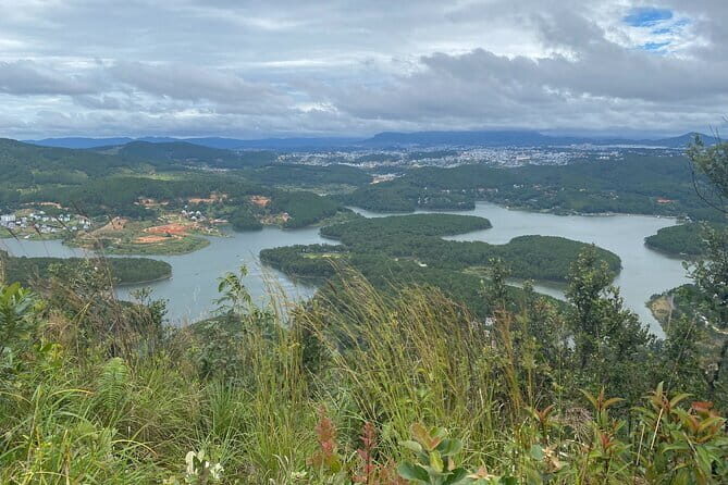 Explore Da Lat Hike Samson Peak and Kayak Through Tuyen Lam Lake - FAQ