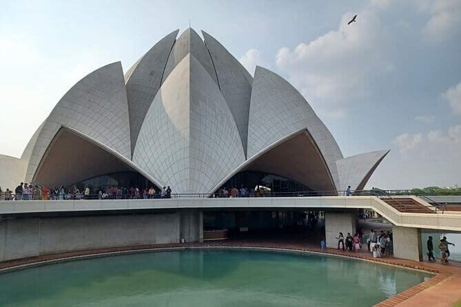 Explore Delhi Half-Day Tour with Agra Drop - Key Points