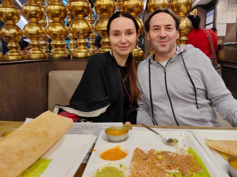 Explore Delhi's Shopper's Paradise-Bargain & Shop Like a Pro - Key Points