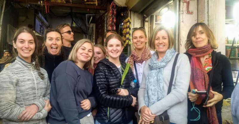 Explore Delhi's Shopper's Paradise-Bargain & Shop Like a Pro - What Makes This Tour Stand Out?