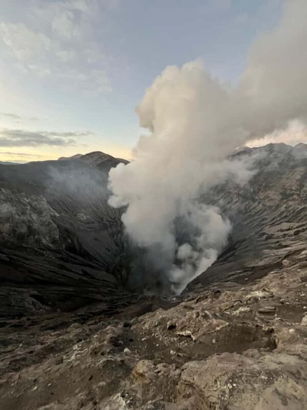 Explore East Java 4D3N Ijen - Bromo - Sewu Waterfall - Transportation and Accommodation