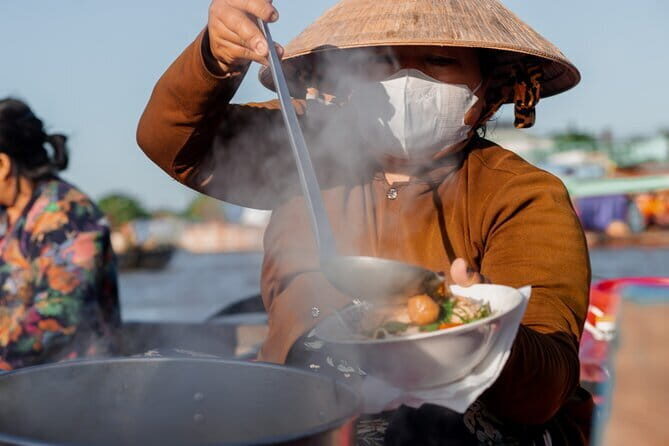 Explore Floating Market with Local People - FAQ