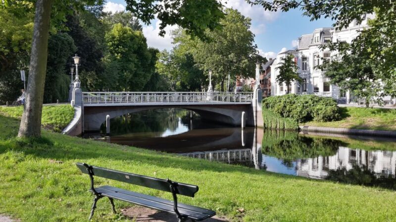 Explore Gems of Utrecht Walking Tour for Couples - Who Is This Tour Best For?