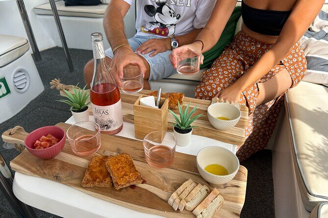 Explore Gran Canaria: Boat Tour with Wine & Local food Tasting - Key Points