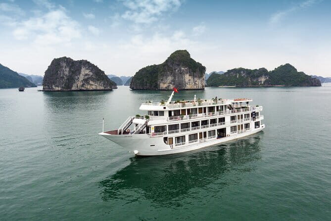 Explore Ha Long Bay Experience with Aqua Elegance Cruise - Introducing the Aqua Elegance Cruise Experience: A Luxurious Spin on Ha Long Bay